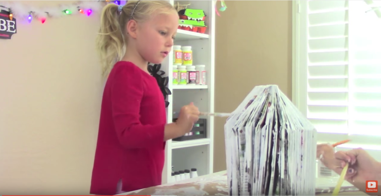 How to Make Christmas Magazine Angels - Kids Crafts by Three Sisters ...